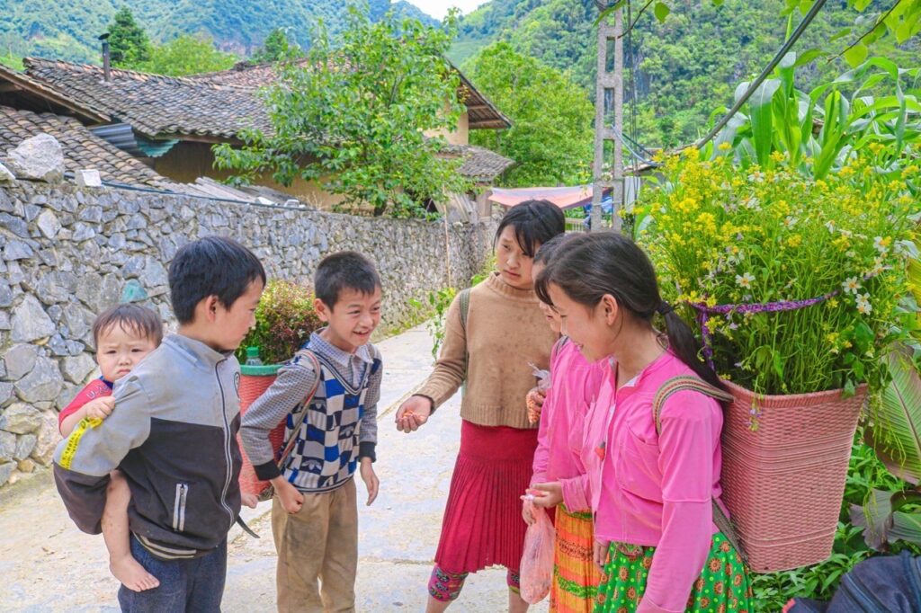 Review Ha Giang Loop route: 3-Day Itinerary & Things to Do [2024 updated] - Where is Mai